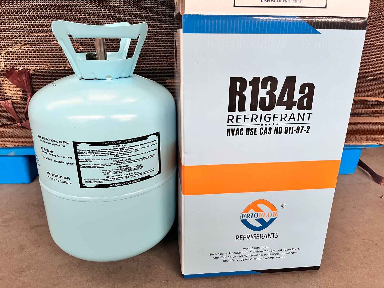 Fabricante de gas refrigerante de la marca Frioflor, R134A, proveedor ...
